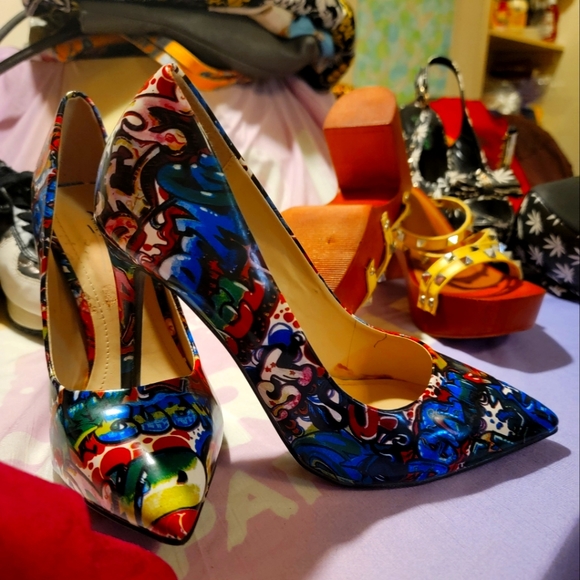 Anne Michelle | Shoes | Graffiti Pumps | Poshmark
